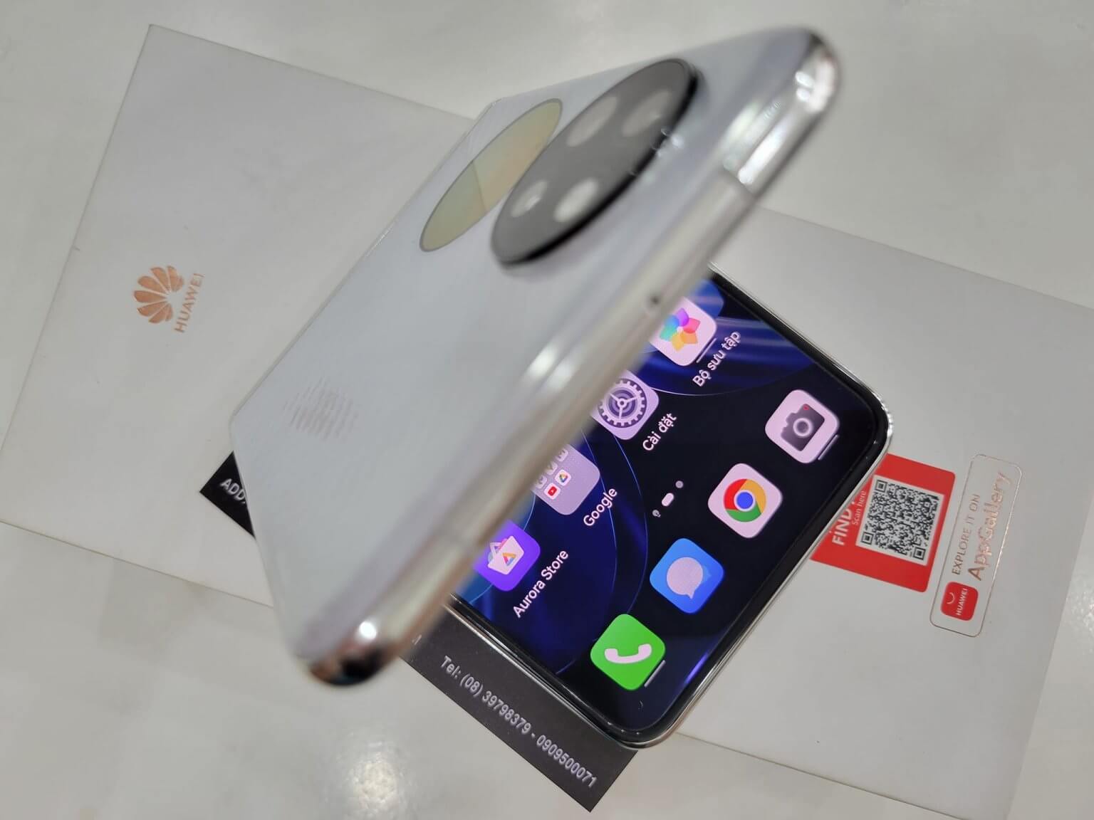 Huawei P50 Pocket 8GB/256GB White - The Phone Shop